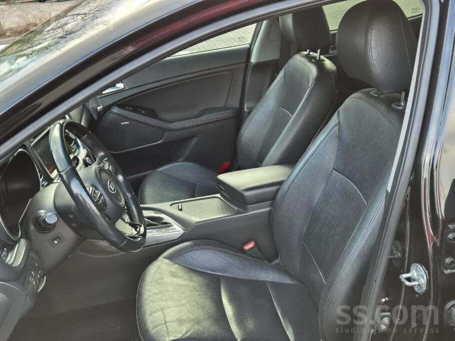 Black Kia Optima 2014 in Ventspils, with an engine capacity of 1.70 L and mileage of 145 thousand km for 7000 €, photo 9 on AUTOMOTO.COM.LV