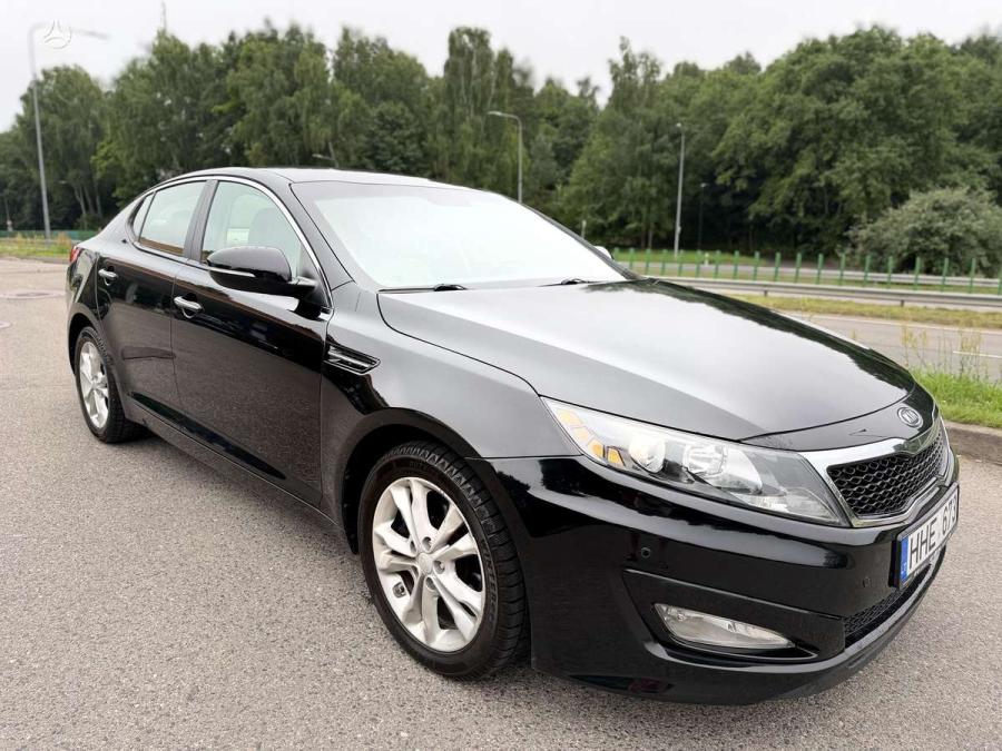 Melns Kia Optima 2014 Viļņa, ar dzinēja tilpumu 2.36 L un nobraukumu 95 tūkst. km par 7500 €, foto 1 vietnē AUTOMOTO.COM.LV