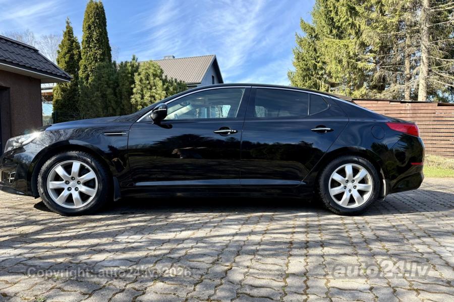 Black Kia Optima 2015 in Tallinn, with an engine capacity of 2.00 L and mileage of 116 thousand km for 10000 €, photo 1 on AUTOMOTO.COM.LV