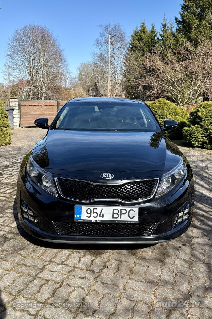 Black Kia Optima 2015 in Tallinn, with an engine capacity of 2.00 L and mileage of 116 thousand km for 10000 €, photo 3 on AUTOMOTO.COM.LV