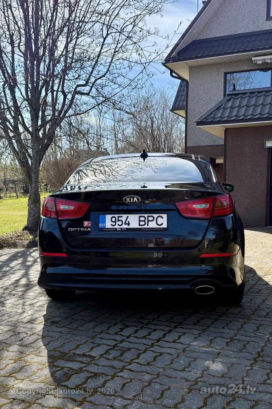 Black Kia Optima 2015 in Tallinn, with an engine capacity of 2.00 L and mileage of 116 thousand km for 10000 €, photo 6 on AUTOMOTO.COM.LV