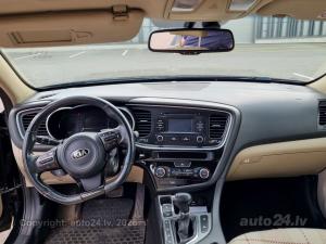 Black Kia Optima 2015 in Parnu, with an engine capacity of 1.70 L and mileage of 212 thousand km for 7000 €, photo 9 on AUTOMOTO.COM.LV