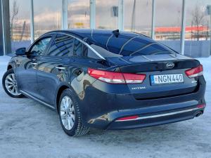Black Kia Optima 2016 in Vilnius, with an engine capacity of 1.69 L and mileage of 160 thousand km for 8000 €, photo 4 on AUTOMOTO.COM.LV
