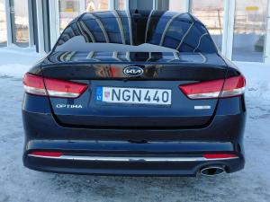 Black Kia Optima 2016 in Vilnius, with an engine capacity of 1.69 L and mileage of 160 thousand km for 8000 €, photo 5 on AUTOMOTO.COM.LV