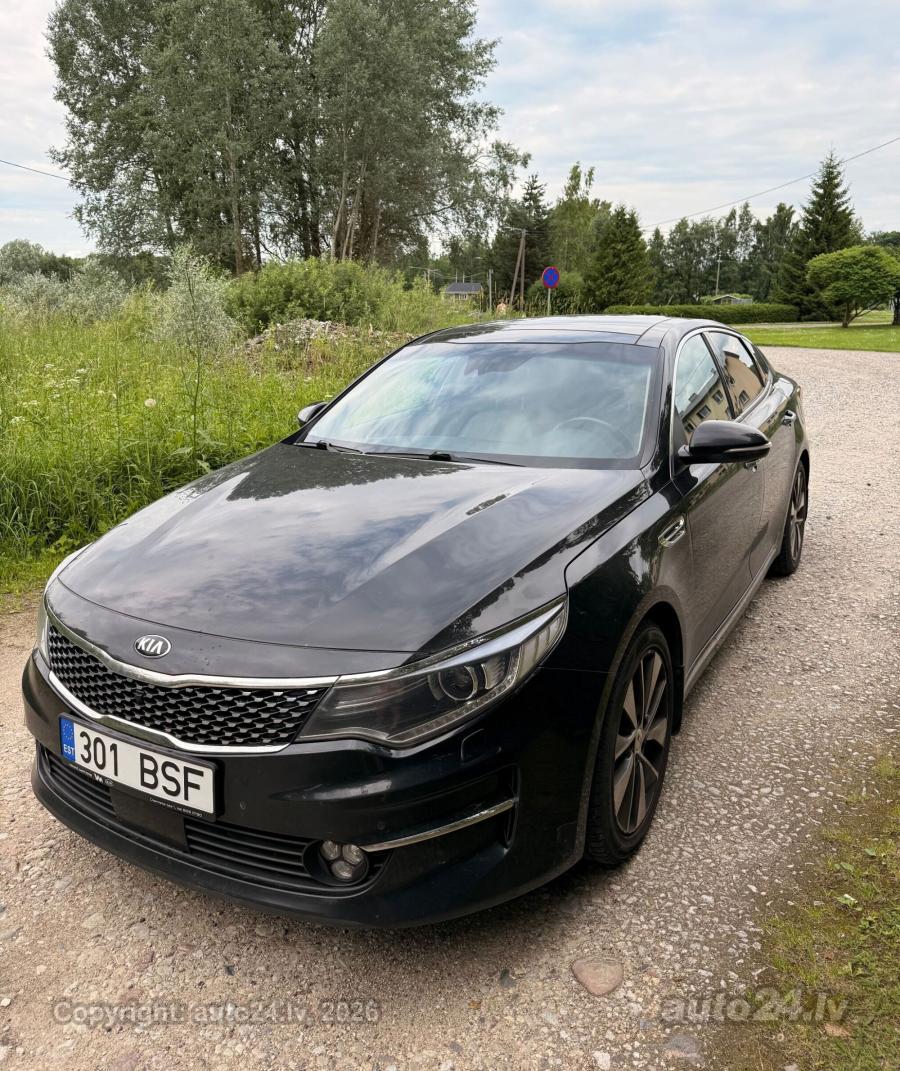 Black Kia Optima 2016 in Tallinn, with an engine capacity of 2.00 L and mileage of 206 thousand km for 10900 €, photo 3 on AUTOMOTO.COM.LV