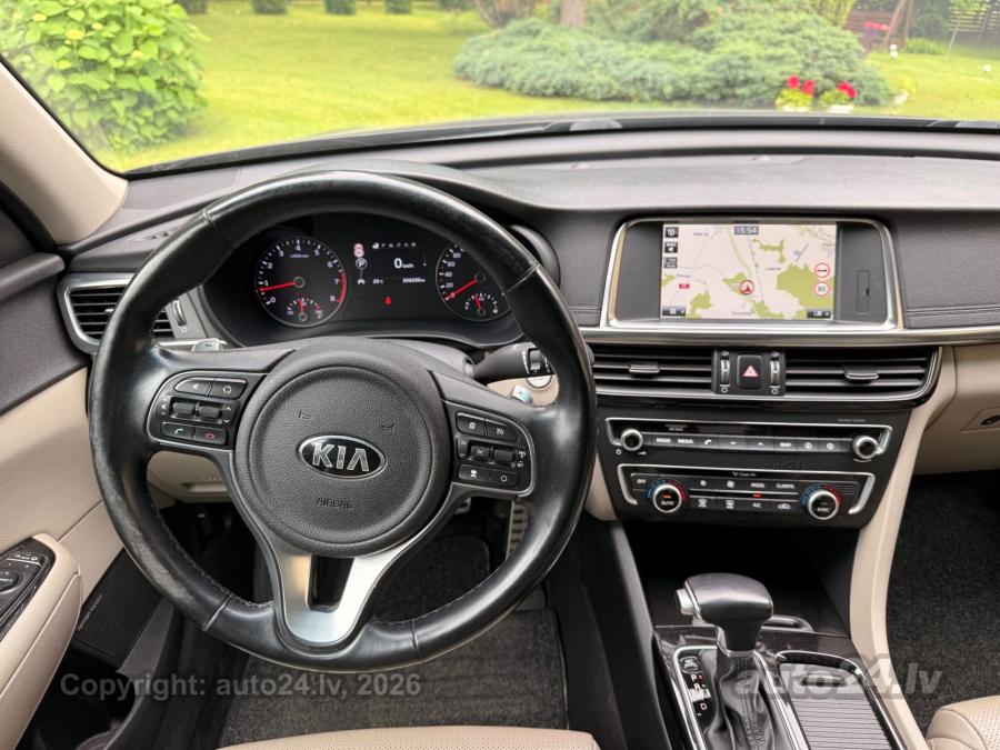 Black Kia Optima 2016 in Tallinn, with an engine capacity of 2.00 L and mileage of 206 thousand km for 10900 €, photo 11 on AUTOMOTO.COM.LV