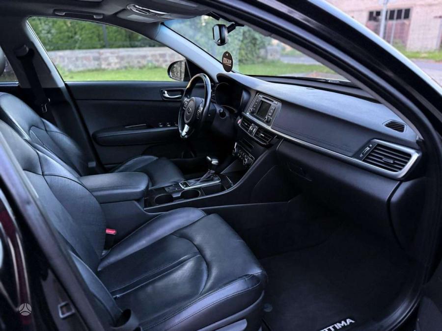Black Kia Optima 2016 in Vilnius, with an engine capacity of 2.40 L and mileage of 126 thousand km for 6950 €, photo 21 on AUTOMOTO.COM.LV