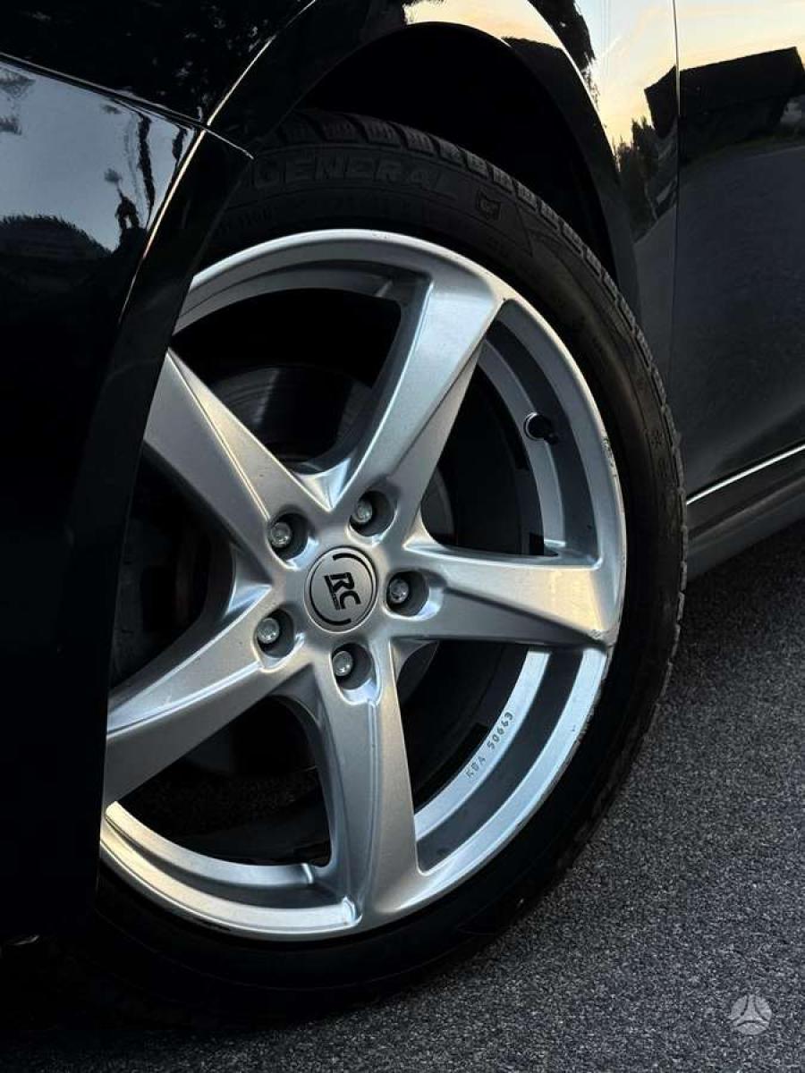 Black Kia Optima 2016 in Vilnius, with an engine capacity of 2.40 L and mileage of 126 thousand km for 6850 €, photo 24 on AUTOMOTO.COM.LV