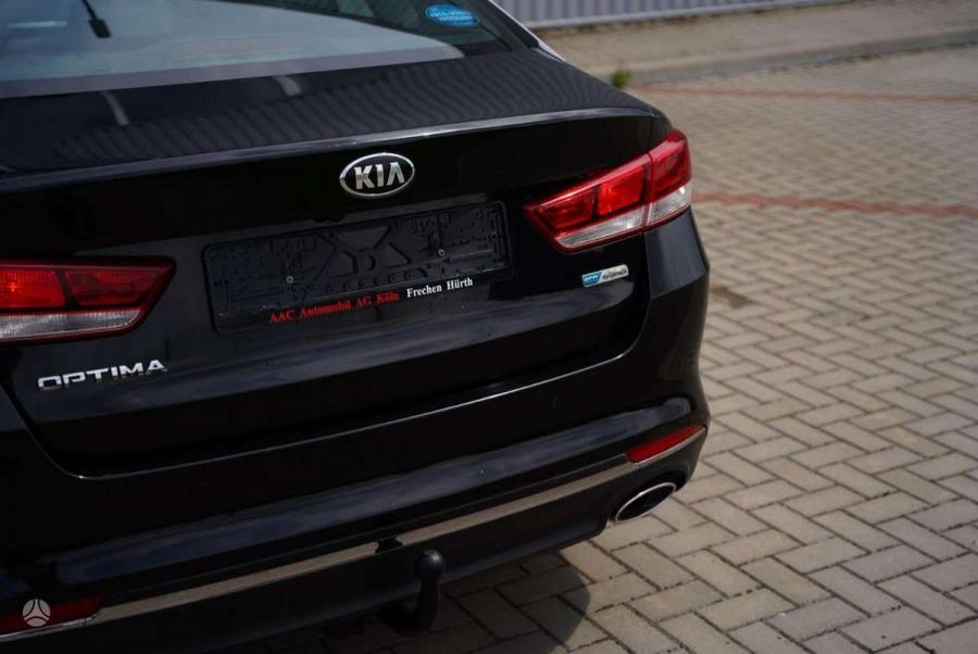Black Kia Optima 2018 in Marijampole, with an engine capacity of 1.69 L and mileage of 73 thousand km for 9450 €, photo 7 on AUTOMOTO.COM.LV