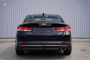 Black Kia Optima 2018 in Marijampole, with an engine capacity of 1.69 L and mileage of 73 thousand km for 9450 €, photo 8 on AUTOMOTO.COM.LV