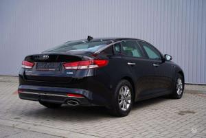 Black Kia Optima 2018 in Marijampole, with an engine capacity of 1.69 L and mileage of 73 thousand km for 9450 €, photo 10 on AUTOMOTO.COM.LV
