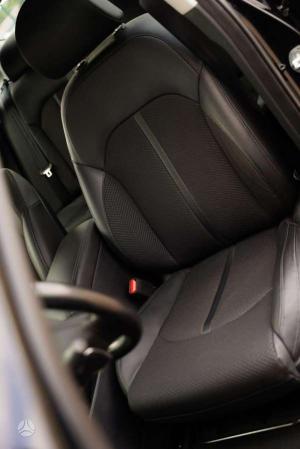 Black Kia Optima 2018 in Marijampole, with an engine capacity of 1.69 L and mileage of 73 thousand km for 9450 €, photo 23 on AUTOMOTO.COM.LV