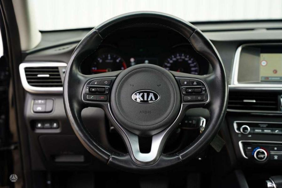 Black Kia Optima 2018 in Marijampole, with an engine capacity of 1.69 L and mileage of 73 thousand km for 9450 €, photo 26 on AUTOMOTO.COM.LV