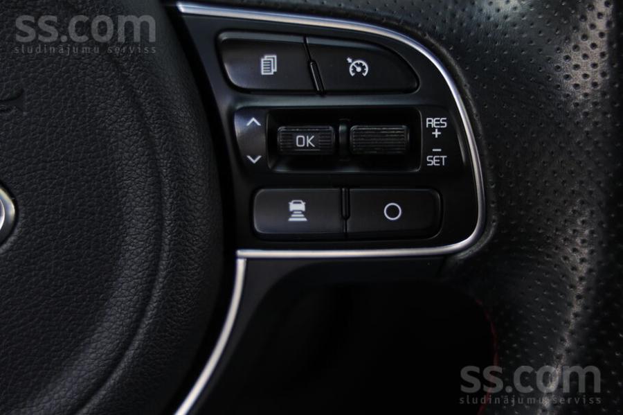 Melns Kia Optima 2016 Tukums, ar dzinēja tilpumu 1.70 L un nobraukumu 274 tūkst. km par 9990 €, foto 26 vietnē AUTOMOTO.COM.LV