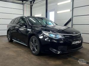 Black Kia Optima 2017 in Aukstieji Rusokai, with an engine capacity of 2.00 L and mileage of 146 thousand km for 12400 €, photo 4 on AUTOMOTO.COM.LV