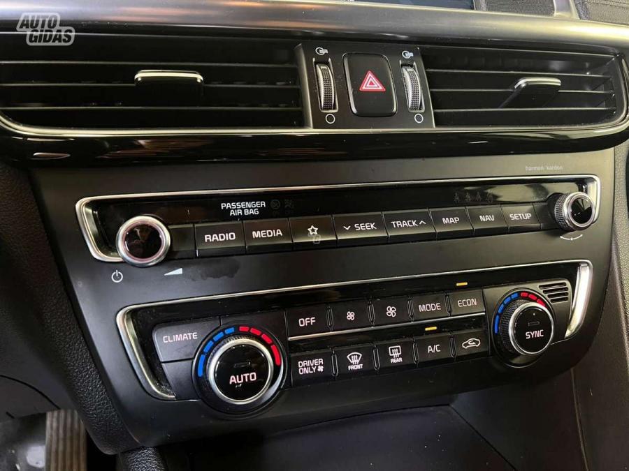 Black Kia Optima 2017 in Aukstieji Rusokai, with an engine capacity of 2.00 L and mileage of 146 thousand km for 12400 €, photo 21 on AUTOMOTO.COM.LV