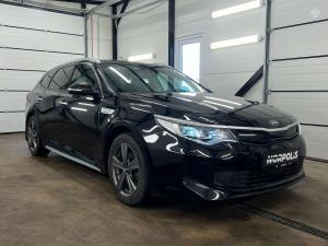 Black Kia Optima 2017 in Vilnius, with an engine capacity of 2.00 L and mileage of 146 thousand km for 12200 €, photo 4 on AUTOMOTO.COM.LV