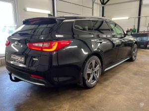 Black Kia Optima 2017 in Vilnius, with an engine capacity of 2.00 L and mileage of 146 thousand km for 12200 €, photo 9 on AUTOMOTO.COM.LV