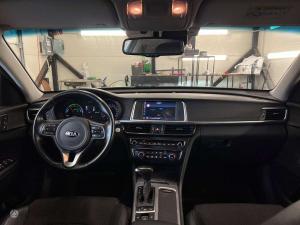 Black Kia Optima 2017 in Vilnius, with an engine capacity of 2.00 L and mileage of 146 thousand km for 12200 €, photo 33 on AUTOMOTO.COM.LV