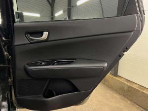 Black Kia Optima 2017 in Vilnius, with an engine capacity of 2.00 L and mileage of 146 thousand km for 12200 €, photo 34 on AUTOMOTO.COM.LV