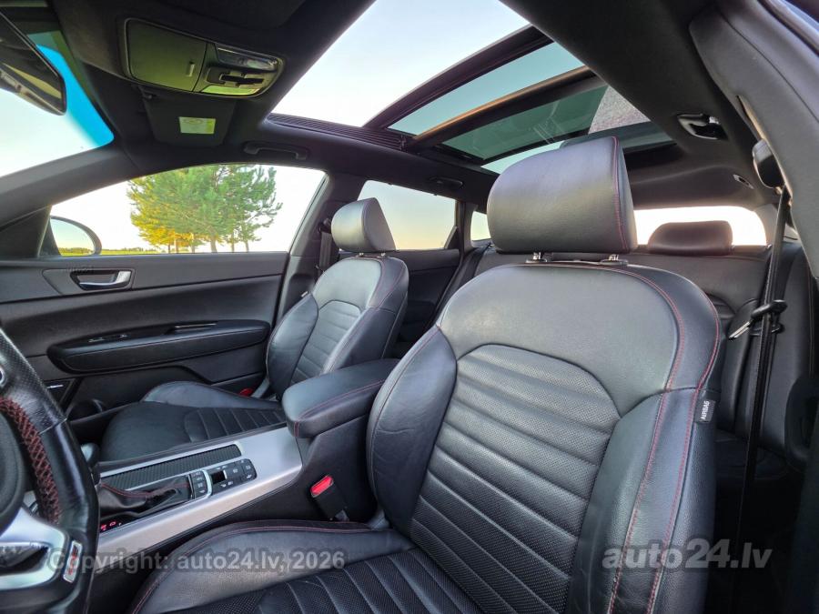 Melns Kia Optima 2018 Paide, ar dzinēja tilpumu 1.70 L un nobraukumu 189 tūkst. km par 11900 €, foto 11 vietnē AUTOMOTO.COM.LV