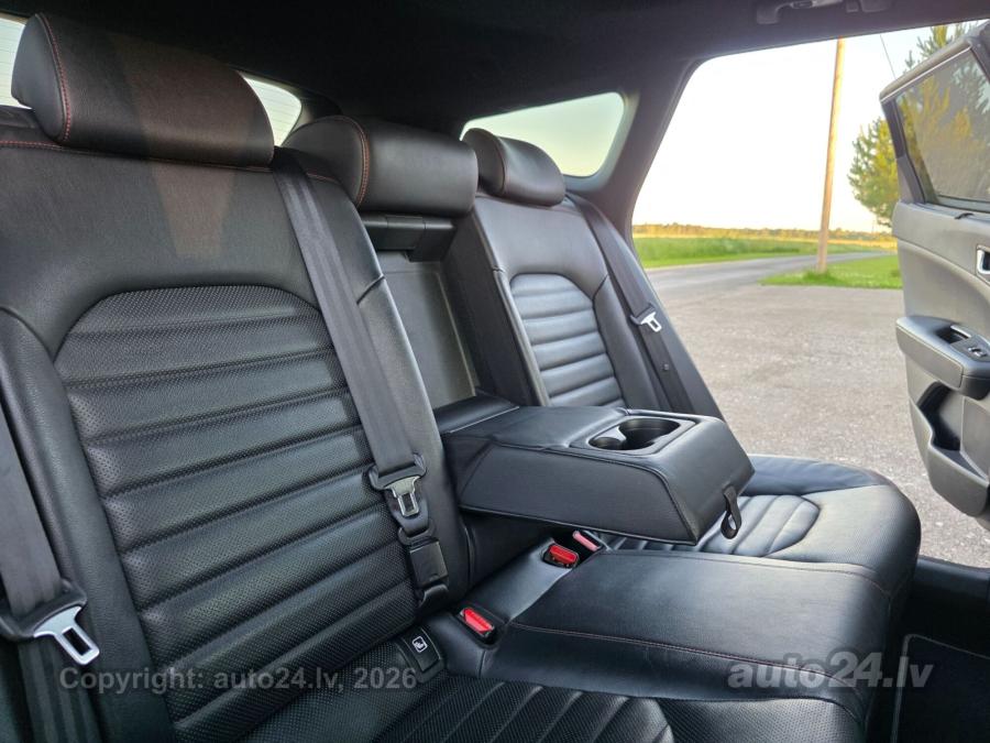 Melns Kia Optima 2018 Paide, ar dzinēja tilpumu 1.70 L un nobraukumu 189 tūkst. km par 11900 €, foto 18 vietnē AUTOMOTO.COM.LV