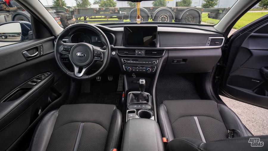 Zils Kia Optima 2017 Klaipėda, ar dzinēja tilpumu 1.70 L un nobraukumu 121 tūkst. km par 10500 €, foto 10 vietnē AUTOMOTO.COM.LV
