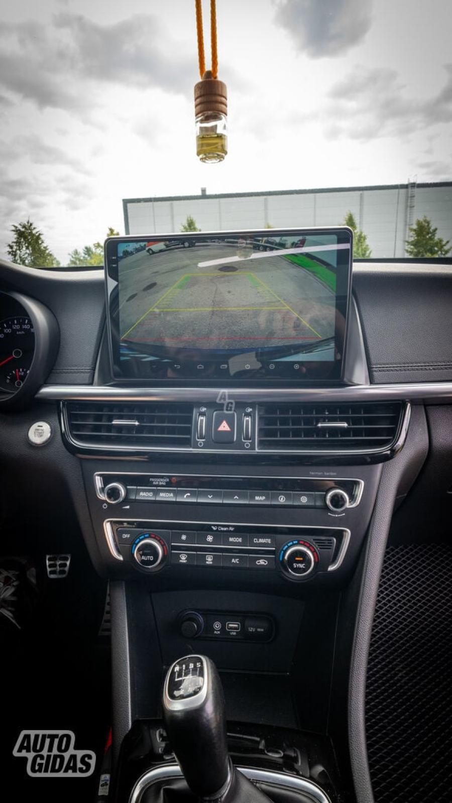 Zils Kia Optima 2017 Klaipėda, ar dzinēja tilpumu 1.70 L un nobraukumu 121 tūkst. km par 10500 €, foto 11 vietnē AUTOMOTO.COM.LV