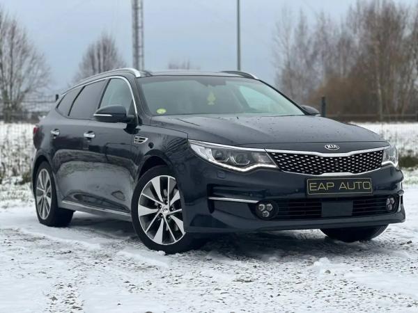 Blue Kia Optima 2017 in Jelgava, with an engine capacity of 1.70 L and mileage of 184 thousand km for 11990 €, photo 1 on AUTOMOTO.COM.LV