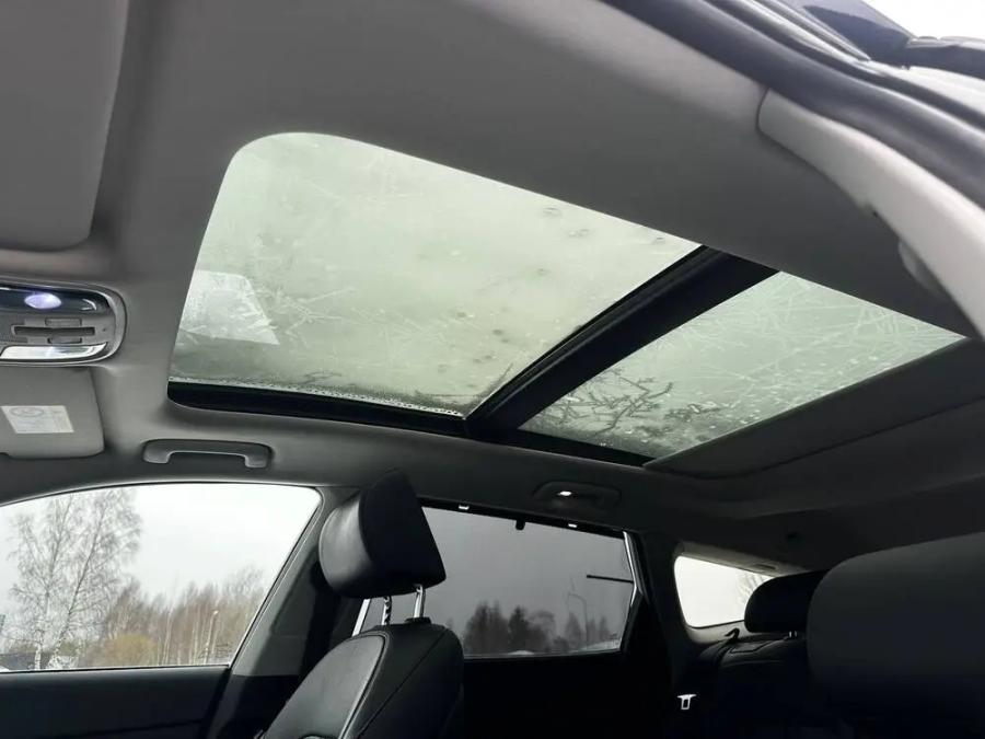 Blue Kia Optima 2017 in Jelgava, with an engine capacity of 1.70 L and mileage of 184 thousand km for 11990 €, photo 35 on AUTOMOTO.COM.LV