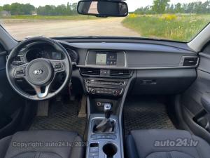 Blue Kia Optima 2018 in Tallinn, with an engine capacity of 2.00 L and mileage of 92 thousand km for 12500 €, photo 8 on AUTOMOTO.COM.LV