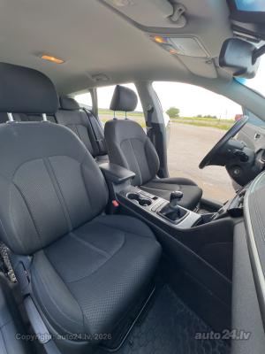 Blue Kia Optima 2018 in Tallinn, with an engine capacity of 2.00 L and mileage of 92 thousand km for 12500 €, photo 14 on AUTOMOTO.COM.LV