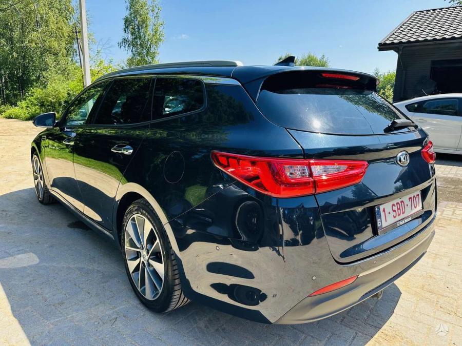 Blue Kia Optima 2018 in Kaunas, with an engine capacity of 1.69 L and mileage of 170 thousand km for 9850 €, photo 5 on AUTOMOTO.COM.LV
