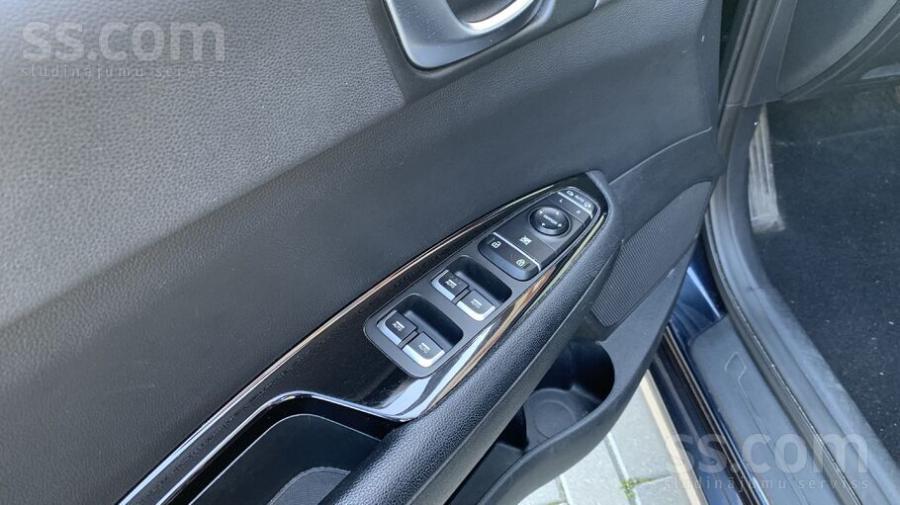 Zils Kia Optima 2018 Rīga, ar dzinēja tilpumu 1.60 L un nobraukumu 99 tūkst. km par 12000 €, foto 19 vietnē AUTOMOTO.COM.LV