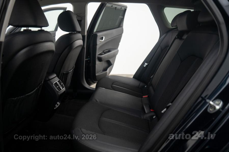 Zils Kia Optima 2020 Tallina, ar dzinēja tilpumu 1.60 L un nobraukumu 178 tūkst. km par 13999 €, foto 11 vietnē AUTOMOTO.COM.LV