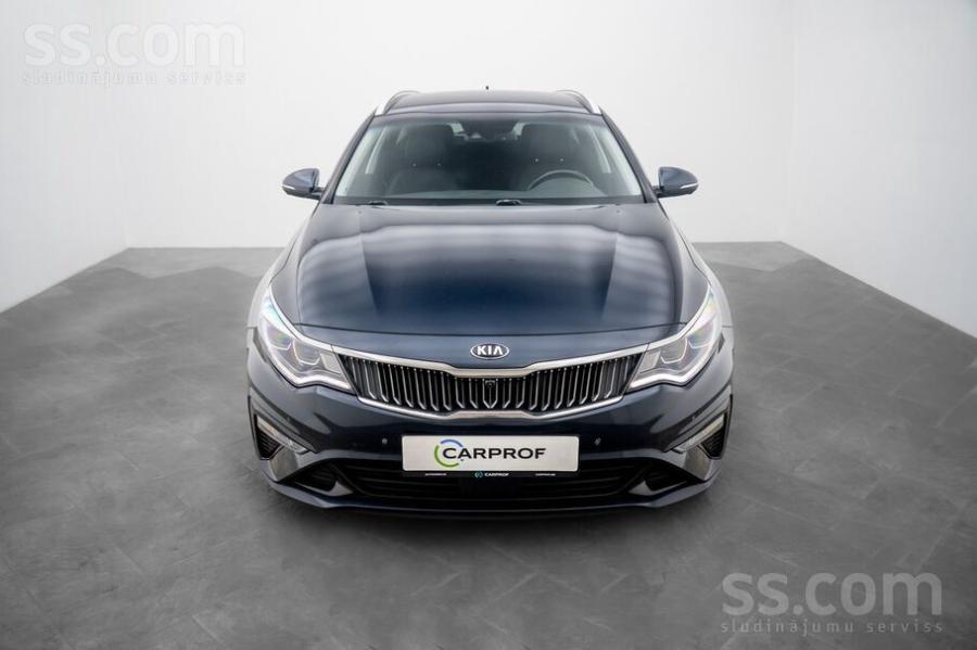 Blue Kia Optima 2020 in Tallinn, with an engine capacity of 1.60 L and mileage of 178 thousand km for 13999 €, photo 3 on AUTOMOTO.COM.LV