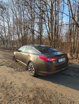 Brūns Kia Optima 2012 Tallina, ar dzinēja tilpumu 1.70 L un nobraukumu 170 tūkst. km par 7999 €, foto 12 vietnē AUTOMOTO.COM.LV