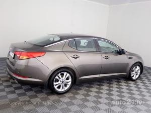 Brown Kia Optima 2012 in Tallinn, with an engine capacity of 1.70 L and mileage of 254 thousand km for 3999 €, photo 4 on AUTOMOTO.COM.LV