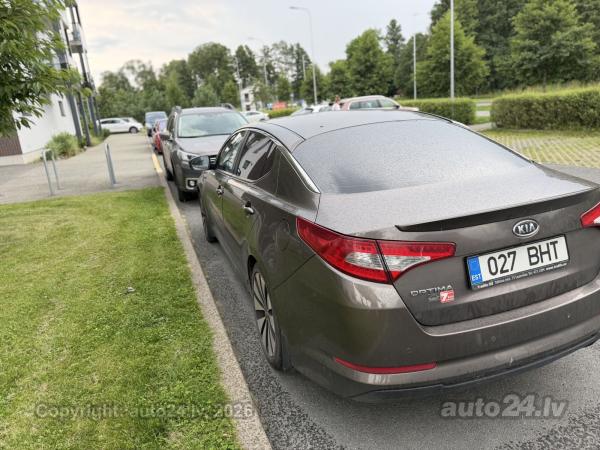 Brūns Kia Optima 2013 Tallina, ar dzinēja tilpumu 2.00 L un nobraukumu 250 tūkst. km par 5900 €, foto 5 vietnē AUTOMOTO.COM.LV