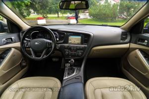 Brown Kia Optima 2013 in Tartu, with an engine capacity of 1.70 L and mileage of 207 thousand km for 6500 €, photo 8 on AUTOMOTO.COM.LV