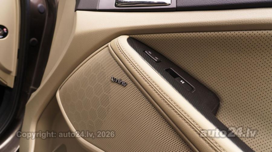 Brown Kia Optima 2013 in Tartu, with an engine capacity of 1.70 L and mileage of 207 thousand km for 6500 €, photo 15 on AUTOMOTO.COM.LV
