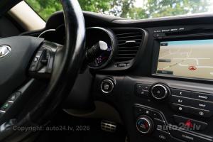 Brown Kia Optima 2013 in Tartu, with an engine capacity of 1.70 L and mileage of 207 thousand km for 6500 €, photo 17 on AUTOMOTO.COM.LV