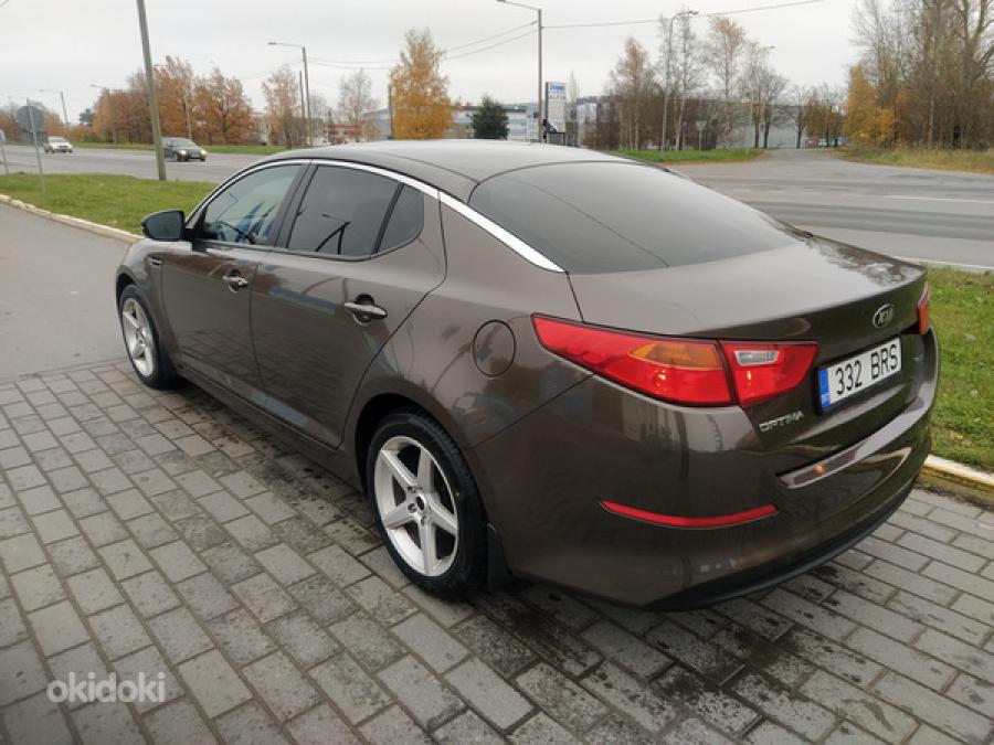 Brown Kia Optima 2016 in Tallinn, with an engine capacity of 1.70 L and mileage of 338 thousand km for 4400 €, photo 3 on AUTOMOTO.COM.LV