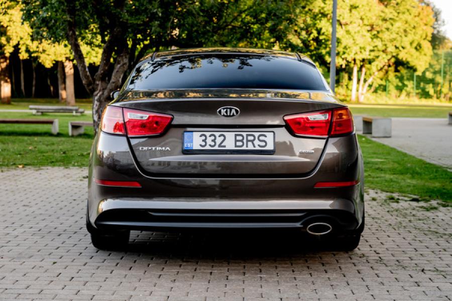 Brūns Kia Optima 2016 Pērnava, ar dzinēja tilpumu 0.00 L un nobraukumu 349 tūkst. km par 6000 €, foto 8 vietnē AUTOMOTO.COM.LV