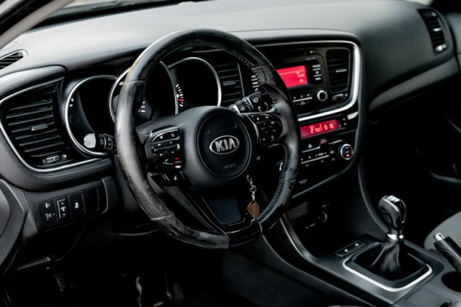 Brūns Kia Optima 2016 Pērnava, ar dzinēja tilpumu 0.00 L un nobraukumu 349 tūkst. km par 6000 €, foto 9 vietnē AUTOMOTO.COM.LV