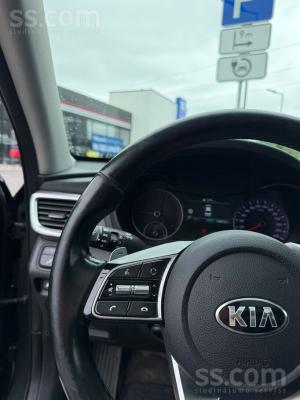 Zaļš Kia Optima 2019 Rīga, ar dzinēja tilpumu 1.60 L un nobraukumu 167 tūkst. km par 14900 €, foto 9 vietnē AUTOMOTO.COM.LV