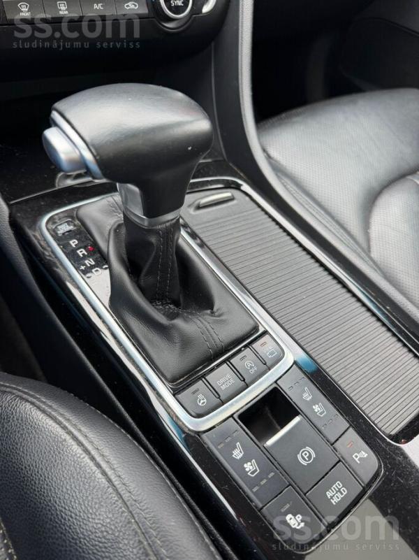 Zaļš Kia Optima 2019 Rīga, ar dzinēja tilpumu 1.60 L un nobraukumu 167 tūkst. km par 14900 €, foto 9 vietnē AUTOMOTO.COM.LV