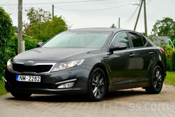 Pelēks Kia Optima 2012 Rīga, ar dzinēja tilpumu 1.70 L un nobraukumu 330 tūkst. km par 4800 €, foto 1 vietnē AUTOMOTO.COM.LV