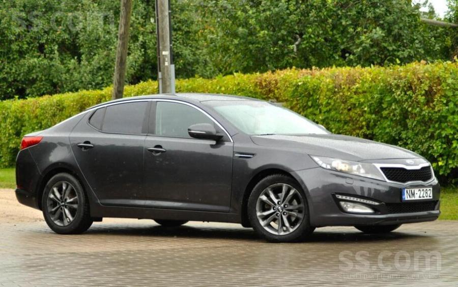 Pelēks Kia Optima 2012 Rīga, ar dzinēja tilpumu 1.70 L un nobraukumu 330 tūkst. km par 4800 €, foto 3 vietnē AUTOMOTO.COM.LV