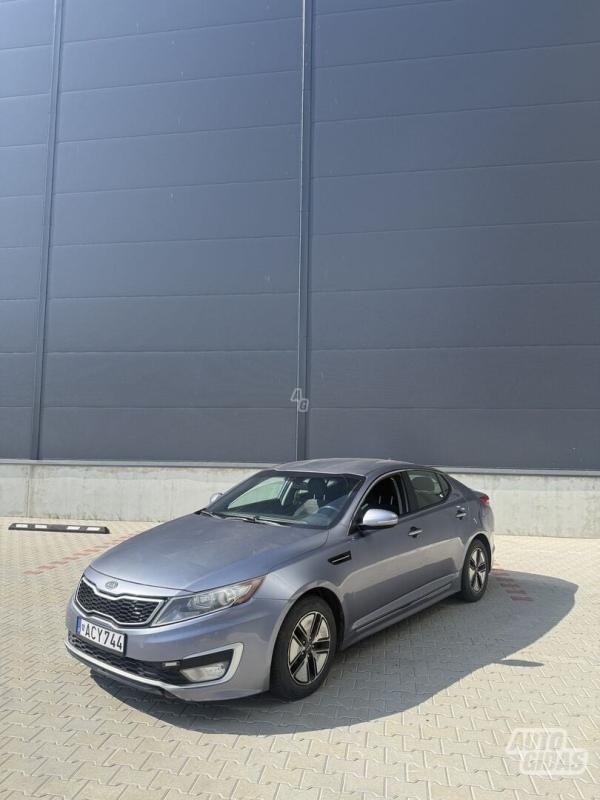 Pelēks Kia Optima 2012 Šauļi, ar dzinēja tilpumu 2.40 L un nobraukumu 390 tūkst. km par 5750 €, foto 1 vietnē AUTOMOTO.COM.LV